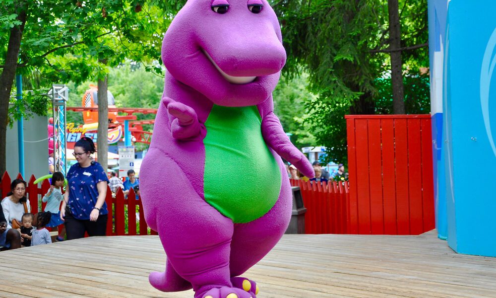 ‘Barney’ The Dinosaur Is Back! - 101.5 Hank FM